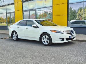 Balts Honda Accord 2008 Rīga, ar dzinēja tilpumu 2.40 L un nobraukumu 0 tūkst. km par 1650 €, foto 3 vietnē AUTOMOTO.COM.LV
