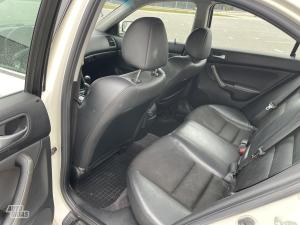 White Honda Accord 2008 in Vilnius, with an engine capacity of 2.20 L and mileage of 300 thousand km for 2000 €, photo 20 on AUTOMOTO.COM.LV