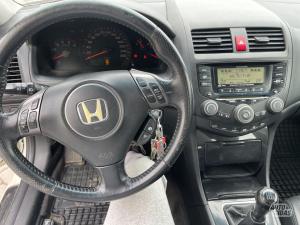 White Honda Accord 2008 in Vilnius, with an engine capacity of 2.20 L and mileage of 300 thousand km for 2000 €, photo 25 on AUTOMOTO.COM.LV