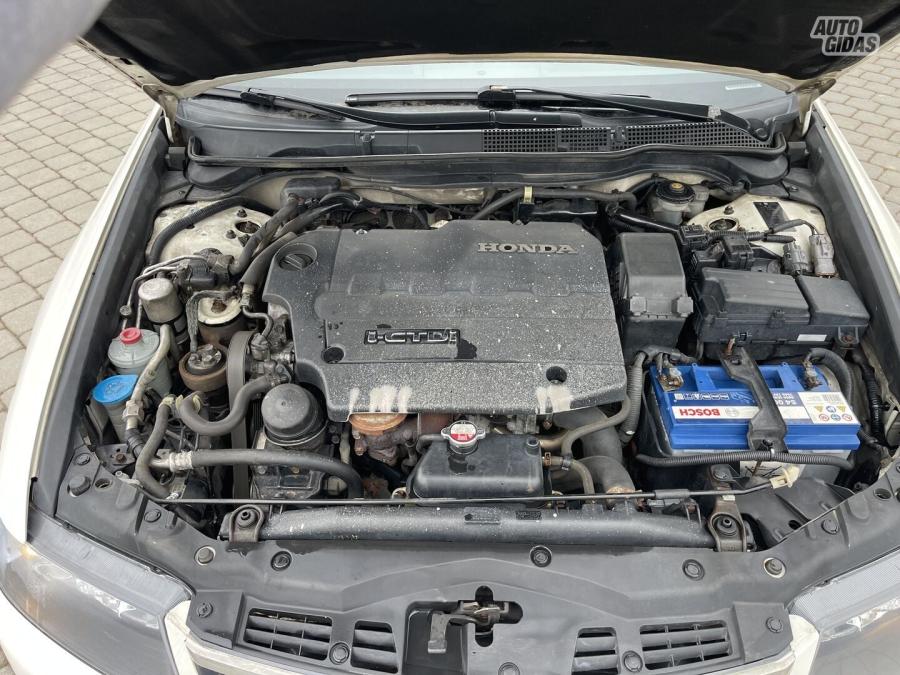 White Honda Accord 2008 in Vilnius, with an engine capacity of 2.20 L and mileage of 300 thousand km for 2000 €, photo 28 on AUTOMOTO.COM.LV