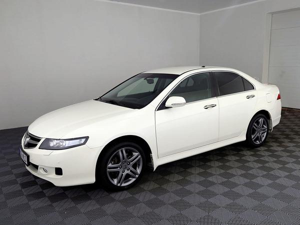 Белый Хонда Аккорд 2008 в Таллин, объемом двигателя 2.00 л и пробегом 189 тыс. км за 2299 €, фото 2 на AUTOMOTO.COM.LV