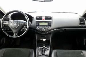 Balts Honda Accord 2008 Šauļi, ar dzinēja tilpumu 2.00 L un nobraukumu 191 tūkst. km par 3750 €, foto 4 vietnē AUTOMOTO.COM.LV