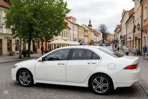 Balts Honda Accord 2008 Šauļi, ar dzinēja tilpumu 2.00 L un nobraukumu 191 tūkst. km par 3750 €, foto 6 vietnē AUTOMOTO.COM.LV