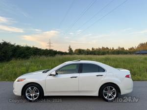 White Honda Accord 2009 in Tartu, with an engine capacity of 2.40 L and mileage of 242 thousand km for 4999 €, photo 5 on AUTOMOTO.COM.LV