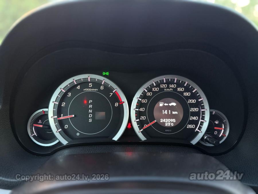 White Honda Accord 2009 in Tartu, with an engine capacity of 2.40 L and mileage of 242 thousand km for 4999 €, photo 16 on AUTOMOTO.COM.LV