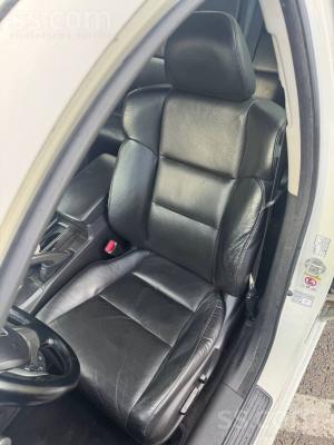 Balts Honda Accord 2009 Rīga, ar dzinēja tilpumu 2.40 L un nobraukumu 0 tūkst. km par 3500 €, foto 8 vietnē AUTOMOTO.COM.LV