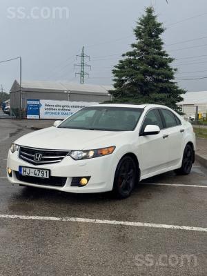 Balts Honda Accord 2009 Rīga, ar dzinēja tilpumu 2.40 L un nobraukumu 0 tūkst. km par 3500 €, foto 16 vietnē AUTOMOTO.COM.LV