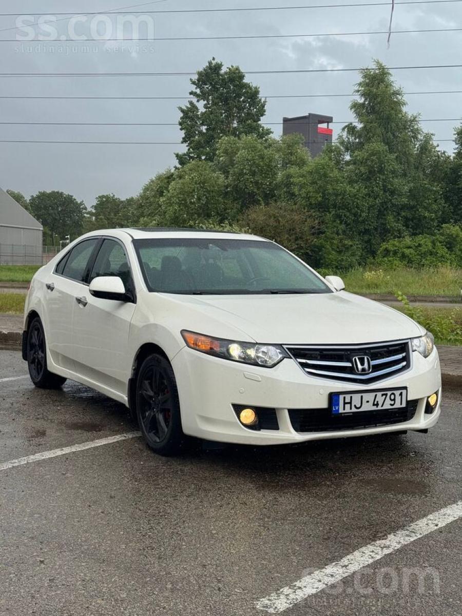 Balts Honda Accord 2009 Rīga, ar dzinēja tilpumu 2.40 L un nobraukumu 0 tūkst. km par 3500 €, foto 17 vietnē AUTOMOTO.COM.LV