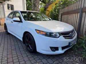 White Honda Accord 2009 in Riga, with an engine capacity of 2.40 L and mileage of 0 thousand km for 3200 €, photo  on AUTOMOTO.COM.LV