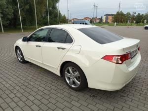 Balts Honda Accord 2011 Šauļi, ar dzinēja tilpumu 2.20 L un nobraukumu 320 tūkst. km par 4850 €, foto 7 vietnē AUTOMOTO.COM.LV