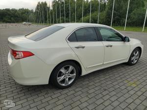 Balts Honda Accord 2011 Šauļi, ar dzinēja tilpumu 2.20 L un nobraukumu 320 tūkst. km par 4850 €, foto 11 vietnē AUTOMOTO.COM.LV