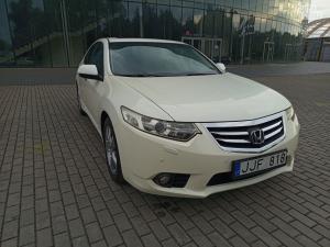 Balts Honda Accord 2011 Šauļi, ar dzinēja tilpumu 2.20 L un nobraukumu 320 tūkst. km par 4850 €, foto 14 vietnē AUTOMOTO.COM.LV