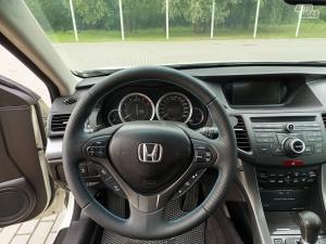 Balts Honda Accord 2011 Šauļi, ar dzinēja tilpumu 2.20 L un nobraukumu 320 tūkst. km par 4850 €, foto 19 vietnē AUTOMOTO.COM.LV