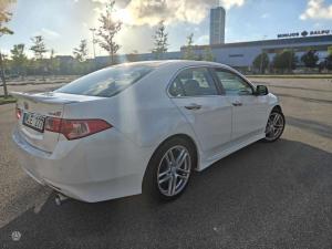 White Honda Accord 2011 in Klaipeda, with an engine capacity of 2.20 L and mileage of 307 thousand km for 6300 €, photo 4 on AUTOMOTO.COM.LV