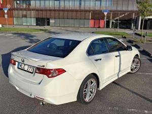 White Honda Accord 2011 in Klaipeda, with an engine capacity of 2.20 L and mileage of 307 thousand km for 6300 €, photo 7 on AUTOMOTO.COM.LV