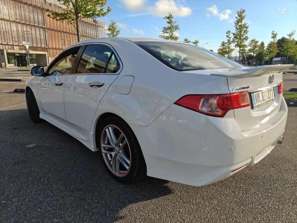 Balts Honda Accord 2011 Klaipėda, ar dzinēja tilpumu 2.20 L un nobraukumu 307 tūkst. km par 6300 €, foto 8 vietnē AUTOMOTO.COM.LV