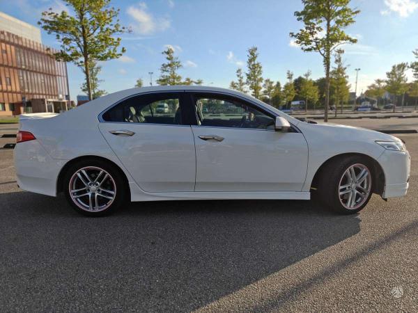Balts Honda Accord 2011 Klaipėda, ar dzinēja tilpumu 2.20 L un nobraukumu 307 tūkst. km par 6300 €, foto 9 vietnē AUTOMOTO.COM.LV