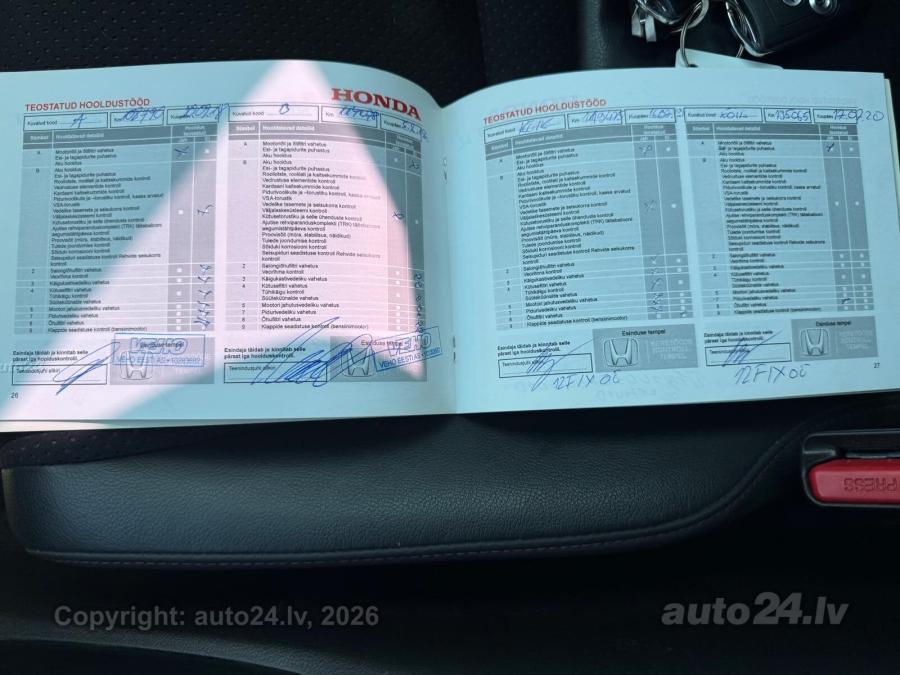 Белый Хонда Аккорд 2012 в Таллин, объемом двигателя 2.40 л и пробегом 190 тыс. км за 7995 €, фото 22 на AUTOMOTO.COM.LV