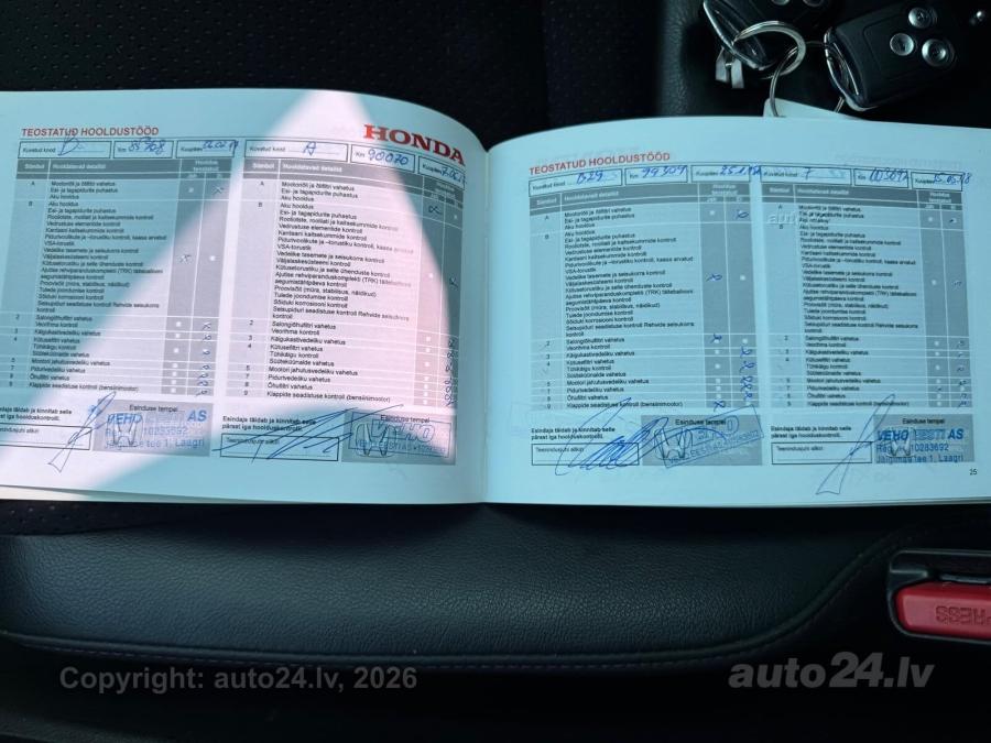 Белый Хонда Аккорд 2012 в Таллин, объемом двигателя 2.40 л и пробегом 190 тыс. км за 7995 €, фото 23 на AUTOMOTO.COM.LV