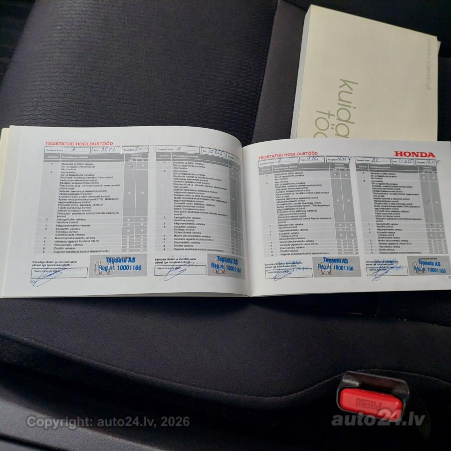 Белый Хонда Аккорд 2013 в Таллин, объемом двигателя 2.00 л и пробегом 137 тыс. км за 7500 €, фото 13 на AUTOMOTO.COM.LV
