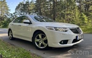 Balts Honda Accord 2015 Jūrmala, ar dzinēja tilpumu 2.00 L un nobraukumu 160 tūkst. km par 8600 €, foto 3 vietnē AUTOMOTO.COM.LV