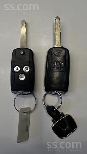 Balts Honda Accord 2015 Jūrmala, ar dzinēja tilpumu 2.00 L un nobraukumu 160 tūkst. km par 8600 €, foto 12 vietnē AUTOMOTO.COM.LV