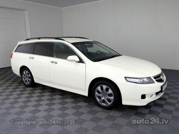 Balts Honda Accord 2008 Tallina, ar dzinēja tilpumu 2.00 L un nobraukumu 222 tūkst. km par 2199 €, foto 1 vietnē AUTOMOTO.COM.LV