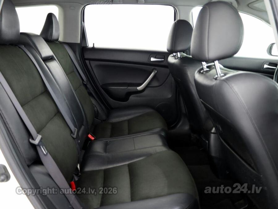 Balts Honda Accord 2008 Tallina, ar dzinēja tilpumu 2.00 L un nobraukumu 222 tūkst. km par 2199 €, foto 7 vietnē AUTOMOTO.COM.LV