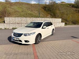 Balts Honda Accord 2011 Tallina, ar dzinēja tilpumu 2.00 L un nobraukumu 309 tūkst. km par 3500 €, foto 3 vietnē AUTOMOTO.COM.LV