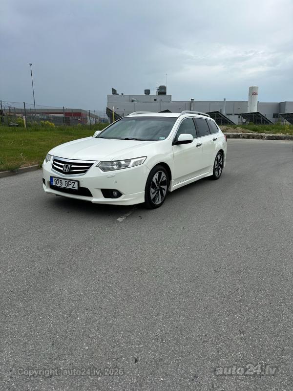 Balts Honda Accord 2012 Tallina, ar dzinēja tilpumu 2.00 L un nobraukumu 258 tūkst. km par 6900 €, foto 2 vietnē AUTOMOTO.COM.LV