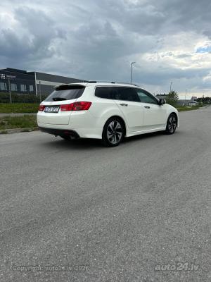 Balts Honda Accord 2012 Tallina, ar dzinēja tilpumu 2.00 L un nobraukumu 258 tūkst. km par 6900 €, foto 5 vietnē AUTOMOTO.COM.LV