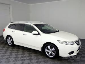White Honda Accord 2012 in Tallinn, with an engine capacity of 2.00 L and mileage of 205 thousand km for 4499 €, photo  on AUTOMOTO.COM.LV