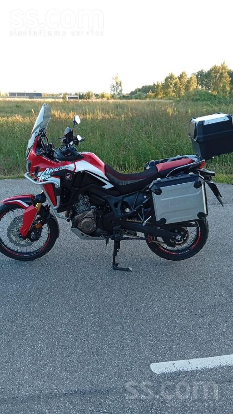 Хонда Africa Twin 2016 в Тукумс, объемом двигателя 1.00 л и пробегом 0 тыс. км за 8650 €, фото 1 на AUTOMOTO.COM.LV