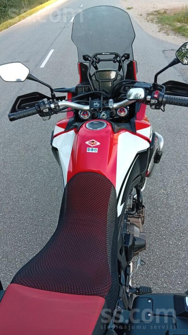 Хонда Africa Twin 2016 в Тукумс, объемом двигателя 1.00 л и пробегом 0 тыс. км за 8650 €, фото 7 на AUTOMOTO.COM.LV