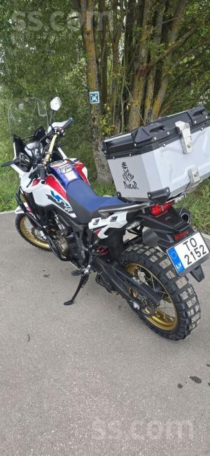 Honda Africa Twin 2017 Rēzekne, ar dzinēja tilpumu 1.00 L un nobraukumu 0 tūkst. km par 9500 €, foto 6 vietnē AUTOMOTO.COM.LV