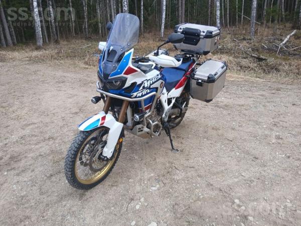 Honda Africa Twin 2019 Limbaži, ar dzinēja tilpumu 1.00 L un nobraukumu 0 tūkst. km par 10500 €, foto 3 vietnē AUTOMOTO.COM.LV