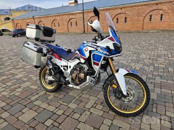 Honda Africa Twin 2019 in Daugavpils, with an engine capacity of 1.00 L and mileage of 0 thousand km for 10000 €, photo 1 on AUTOMOTO.COM.LV