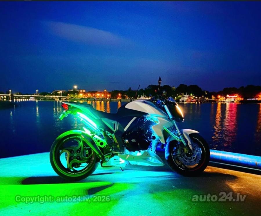 Серый Хонда CB 1000 2008 в Пярну, объемом двигателя 1.00 л и пробегом 33 тыс. км за 5200 €, фото 1 на AUTOMOTO.COM.LV