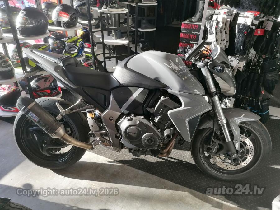 Grey Honda CB 1000 2011 in Tallinn, with an engine capacity of 0.99 L and mileage of 43 thousand km for 5500 €, photo 1 on AUTOMOTO.COM.LV