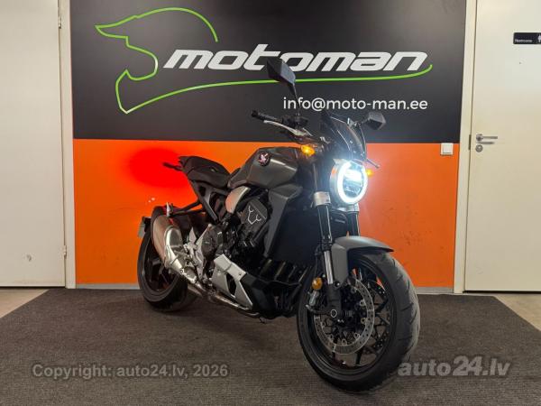 Pelēks Honda CB 1000 2019 Tartu, ar dzinēja tilpumu 1.00 L un nobraukumu 11 tūkst. km par 7390 €, foto 2 vietnē AUTOMOTO.COM.LV