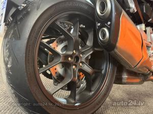 Pelēks Honda CB 1000 2019 Tartu, ar dzinēja tilpumu 1.00 L un nobraukumu 11 tūkst. km par 7390 €, foto 13 vietnē AUTOMOTO.COM.LV
