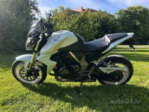 Honda CB 1000 2010 in Kohtla-Jarve, with an engine capacity of 1.00 L and mileage of 50 thousand km for 4800 €, photo 3 on AUTOMOTO.COM.LV