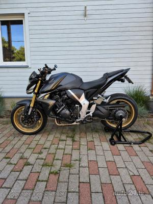 Хонда CB 1000 2014 в Таллин, объемом двигателя 1.00 л и пробегом 22 тыс. км за 6199 €, фото 4 на AUTOMOTO.COM.LV