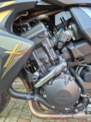Хонда CB 1000 2014 в Таллин, объемом двигателя 1.00 л и пробегом 22 тыс. км за 6199 €, фото 14 на AUTOMOTO.COM.LV