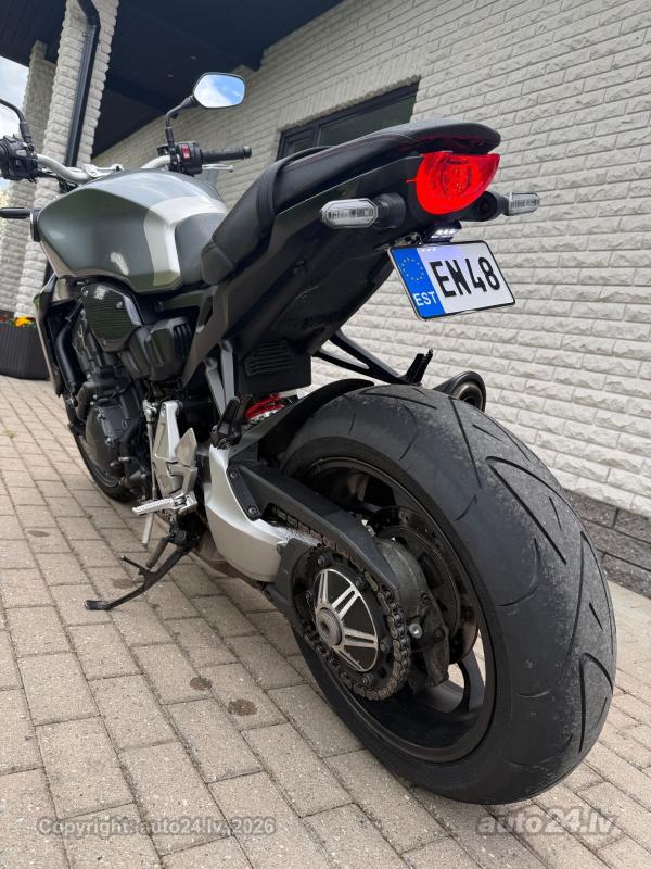 Хонда CB 1000 2019 в Таллин, объемом двигателя 1.00 л и пробегом 20 тыс. км за 7800 €, фото 6 на AUTOMOTO.COM.LV