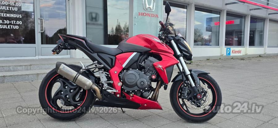 Sarkans Honda CB 1000 2010 Tallina, ar dzinēja tilpumu 1.00 L un nobraukumu 17 tūkst. km par 6200 €, foto 3 vietnē AUTOMOTO.COM.LV