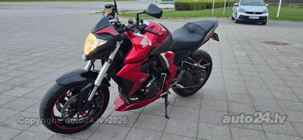 Red Honda CB 1000 2010 in Tallinn, with an engine capacity of 1.00 L and mileage of 17 thousand km for 6200 €, photo 6 on AUTOMOTO.COM.LV