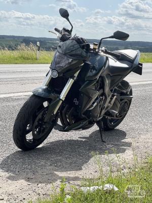 Zaļš Honda CB 1000R 2009 Viļņa, ar dzinēja tilpumu 1.00 L un nobraukumu 58 tūkst. km par 3800 €, foto 5 vietnē AUTOMOTO.COM.LV