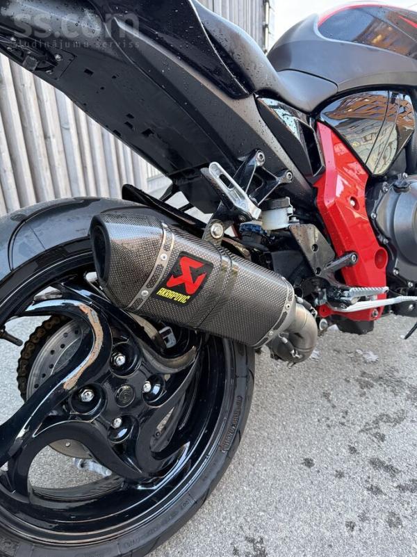 Хонда CB 1000R 2008 в Рига, объемом двигателя 1.00 л и пробегом 0 тыс. км за 4800 €, фото 5 на AUTOMOTO.COM.LV