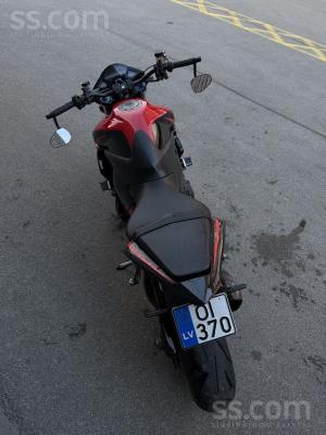 Honda CB 1000R 2008 in Riga, with an engine capacity of 1.00 L and mileage of 0 thousand km for 4800 €, photo 7 on AUTOMOTO.COM.LV